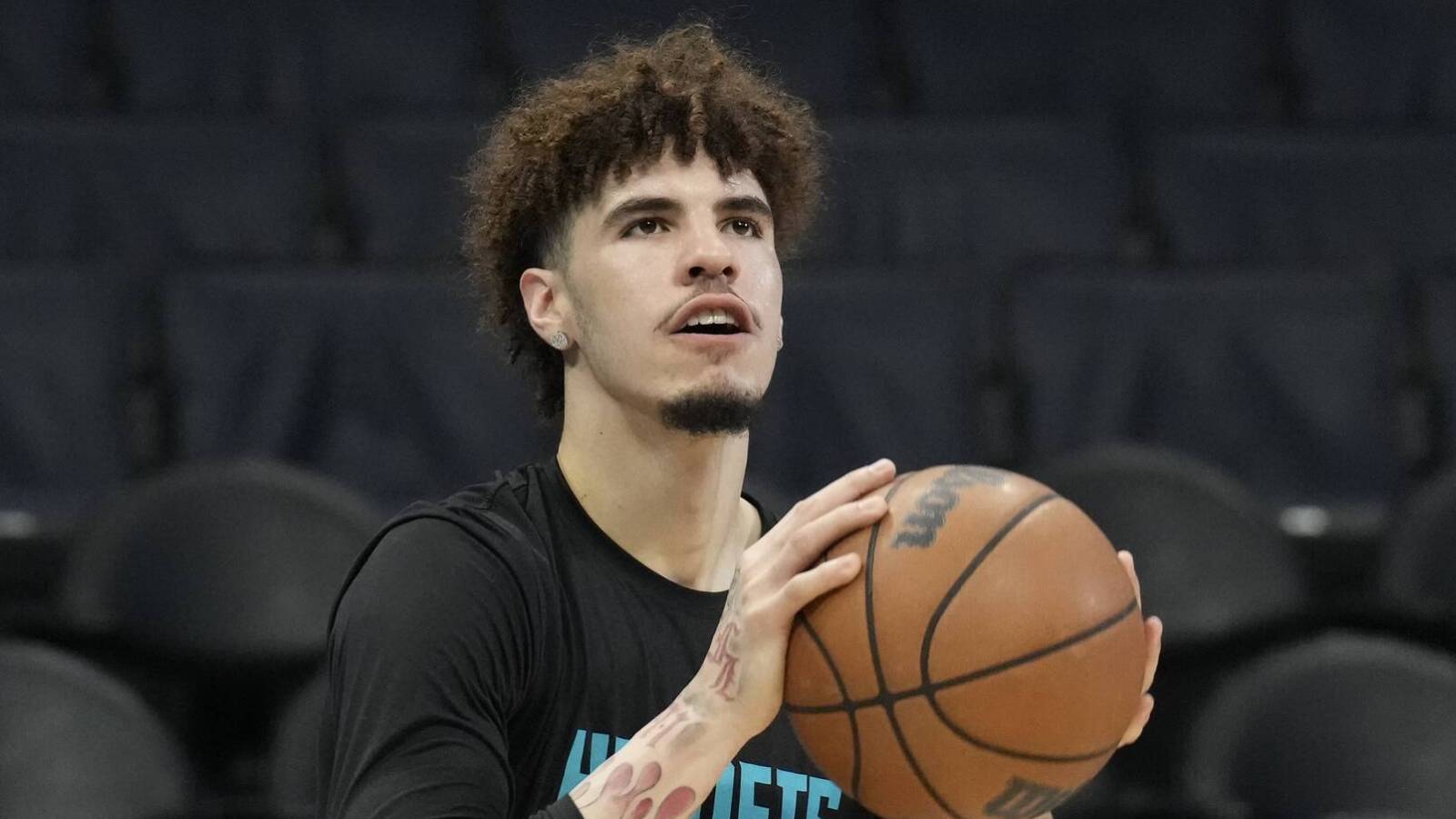 LaMelo Ball upgraded to questionable for Saturday's game | Yardbarker