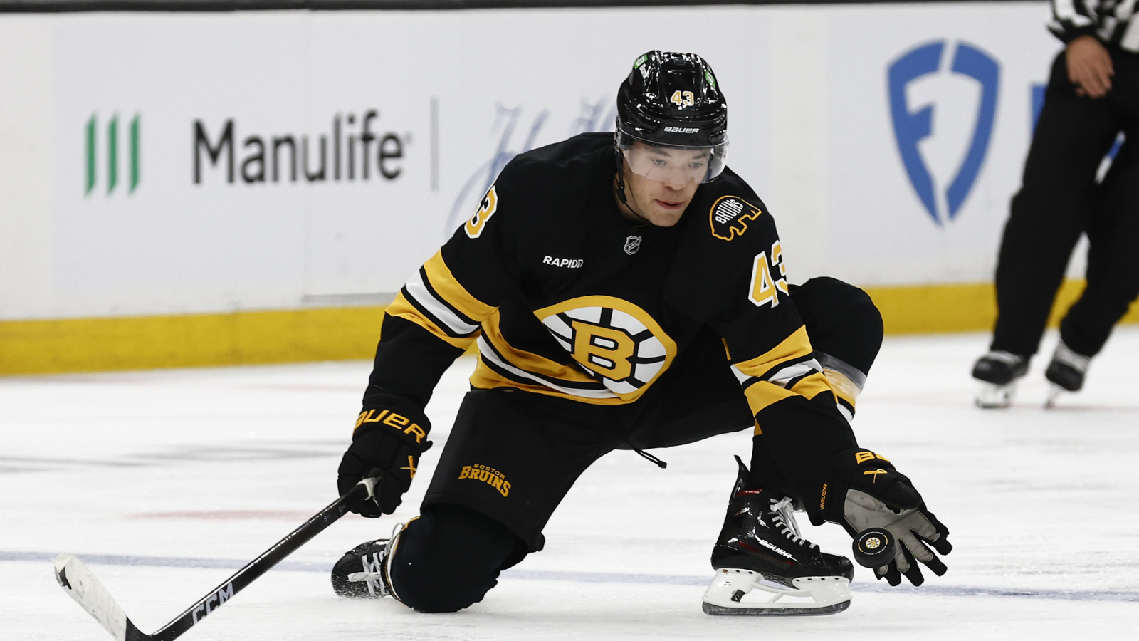 Bruins place Jordan Harris on IR, recall Michael Callahan | Yardbarker
