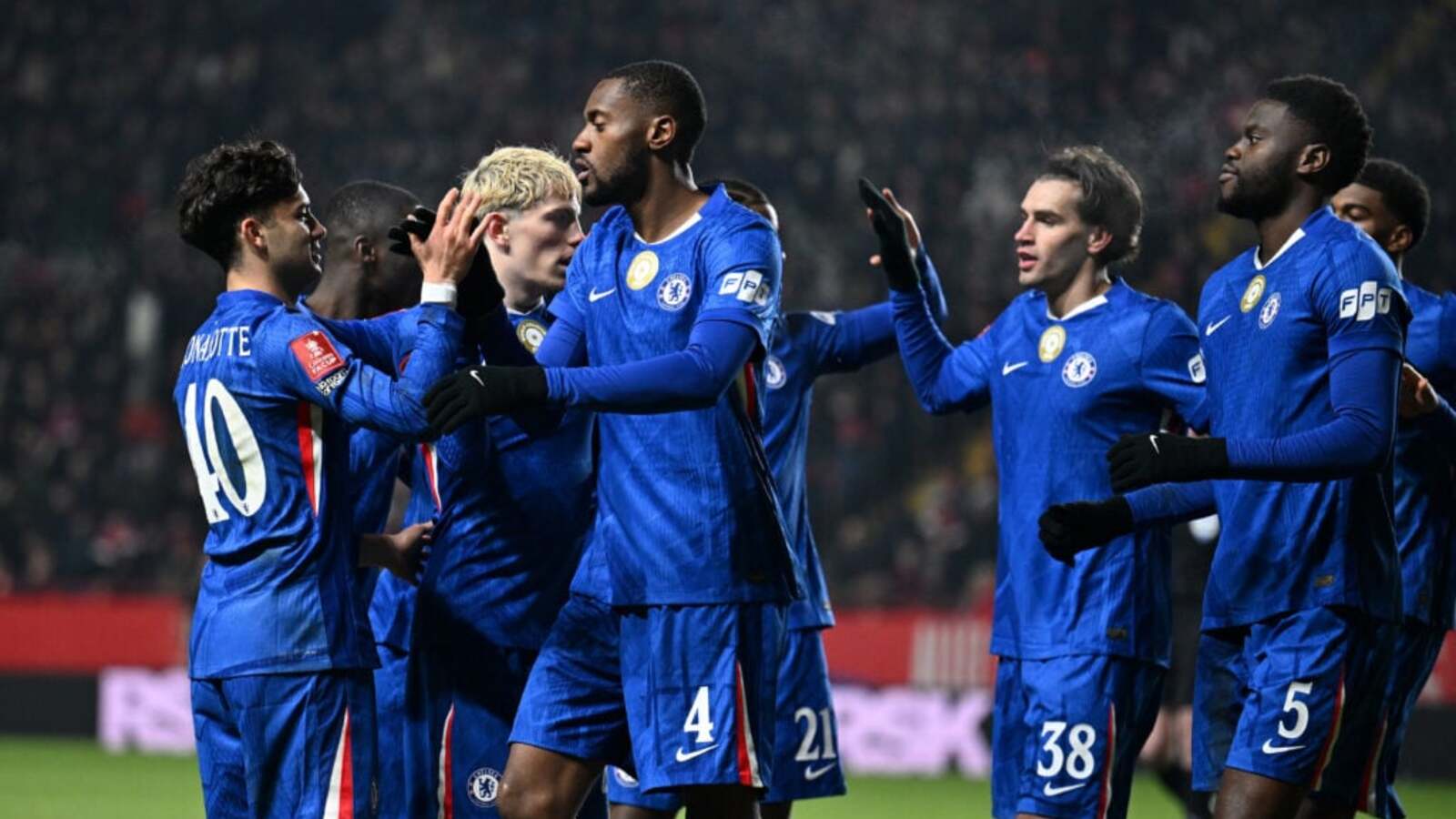 Chelsea star closing in on surprise loan move to Leeds United | Yardbarker