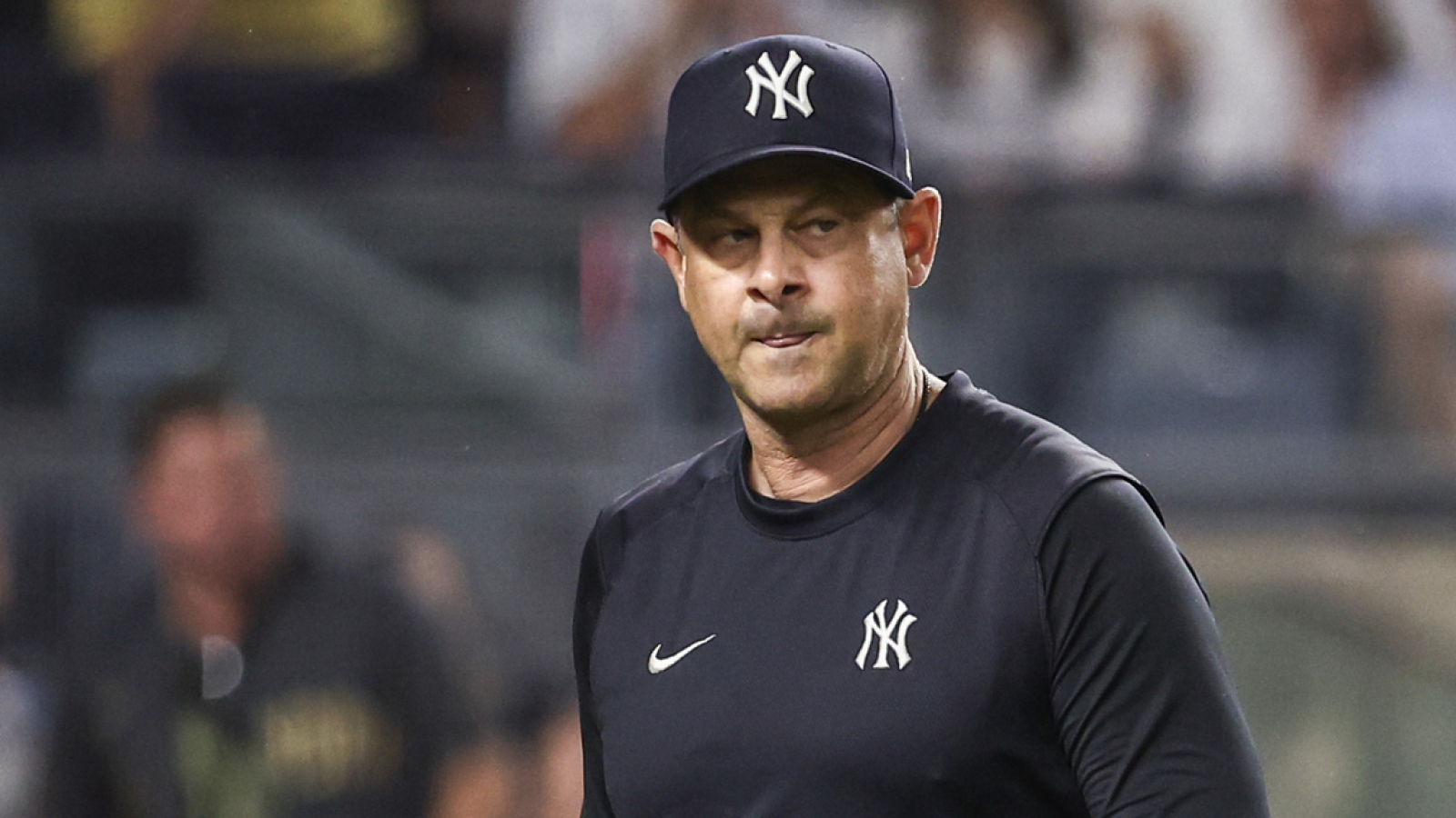 Yankees manager Aaron Boone's seat may now be getting hot | Yardbarker