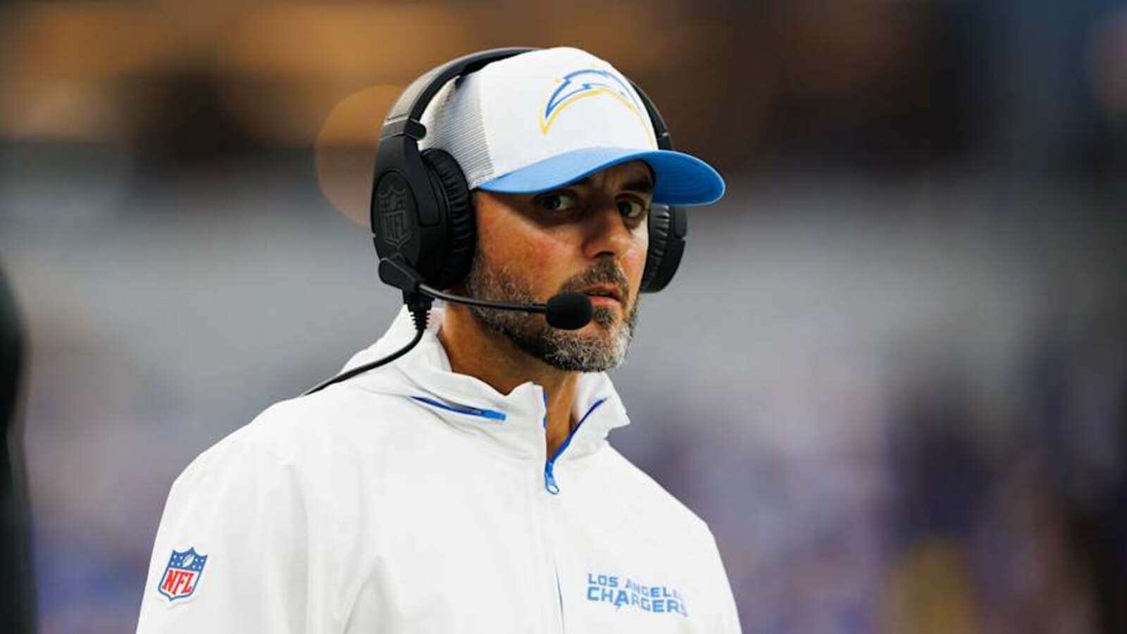 Jesse Minter is turning the most unexpected Chargers defender into a ...