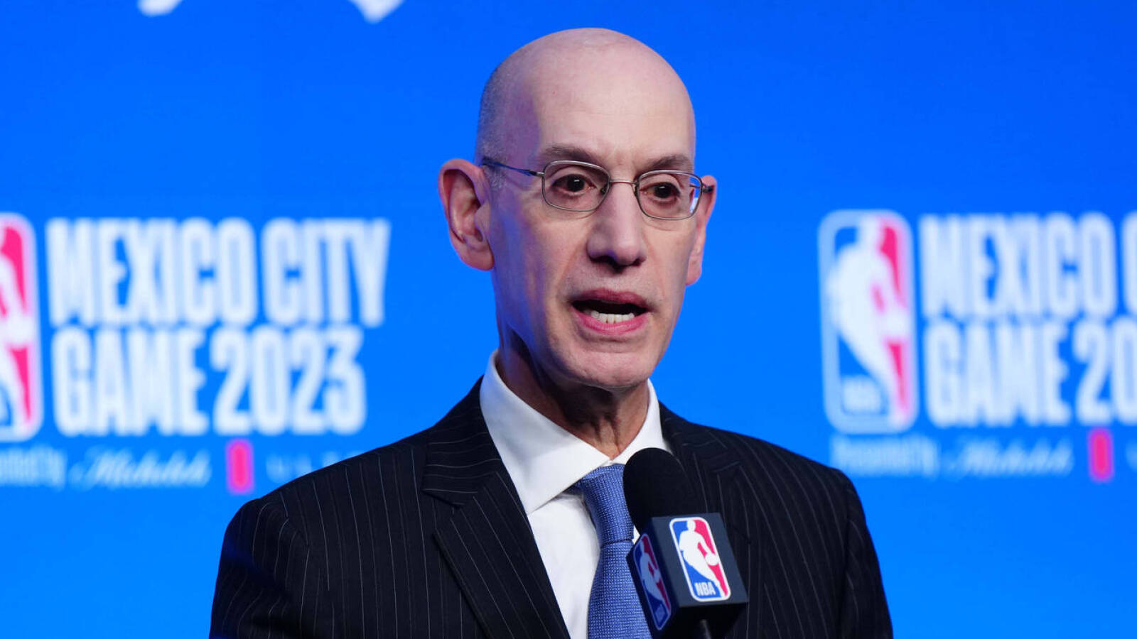 Silver breaks silence on Chris Paul-Scott Foster feud | Yardbarker