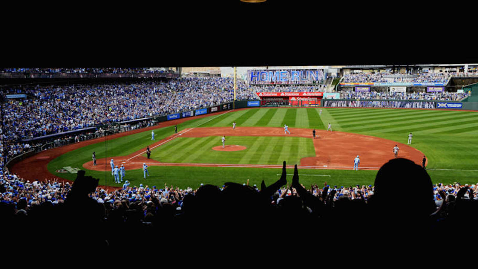 Royals Could Acquire Ex-Yankees Silver Slugger Via Trade With Pirates ...
