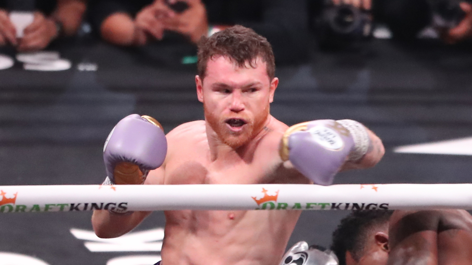 Canelo Sends A Berlanga A Chilly Warning During Grand Arrivals – ‘It’ll ...