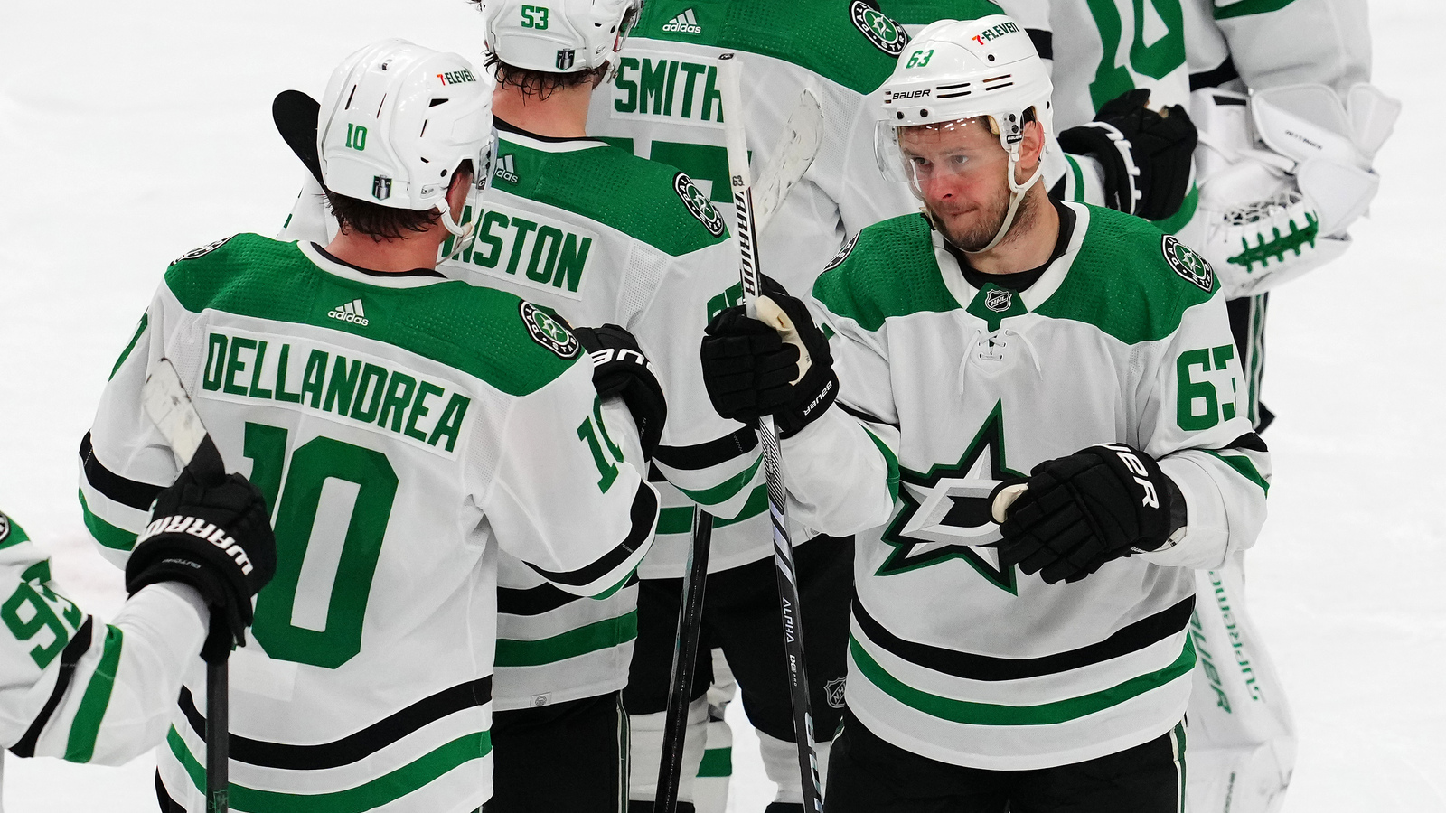 Dallas Evens Up The Series at 2-2 | Yardbarker