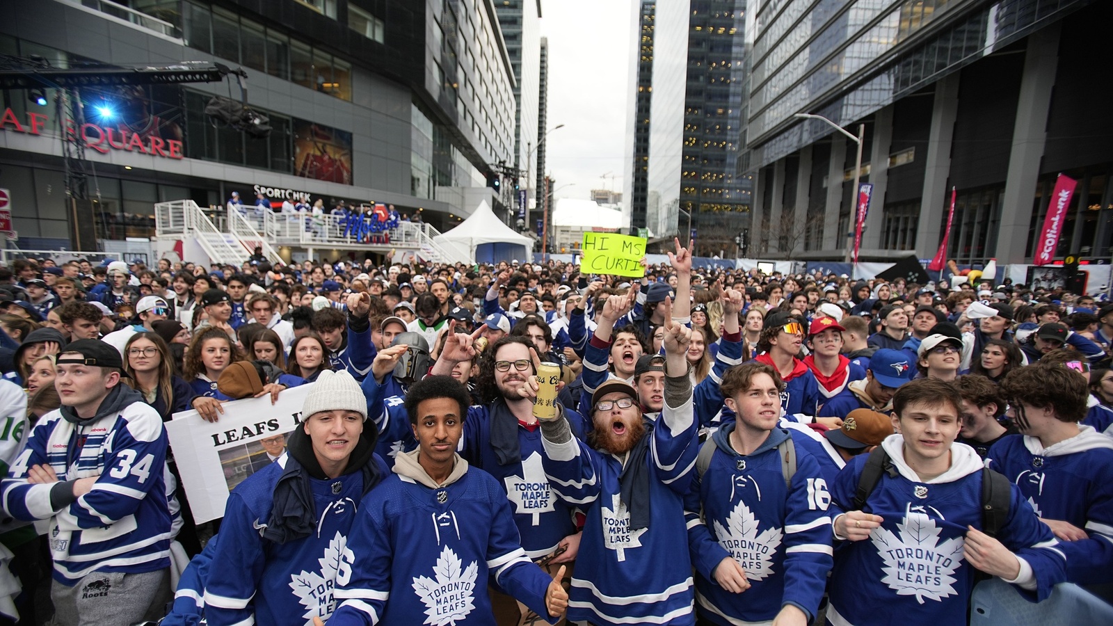Daily Faceoff ranks the Maple Leafs as the most tortured fanbase in the ...