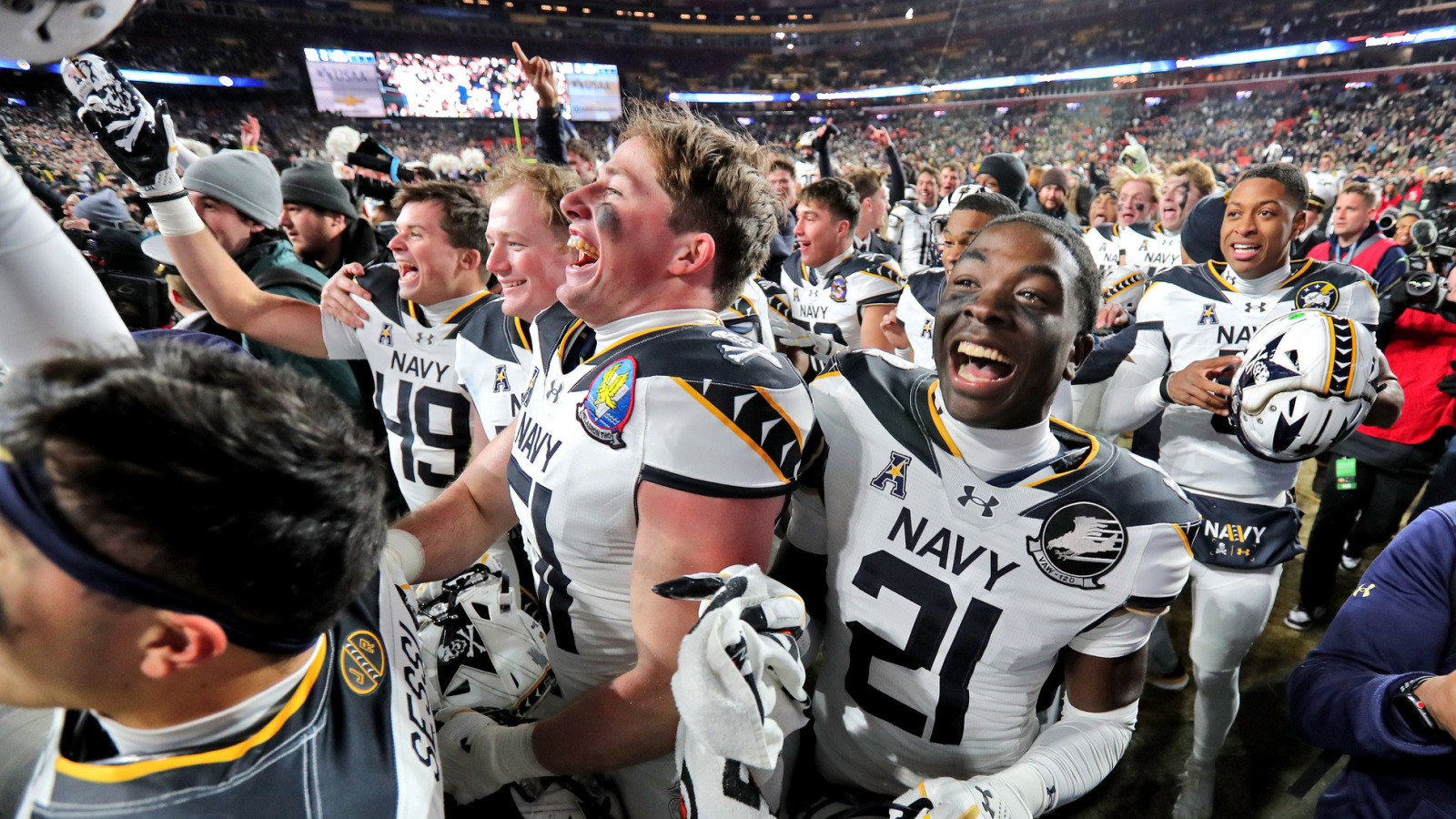 Navy beats No. 22 Army for first time since 2021 | Yardbarker