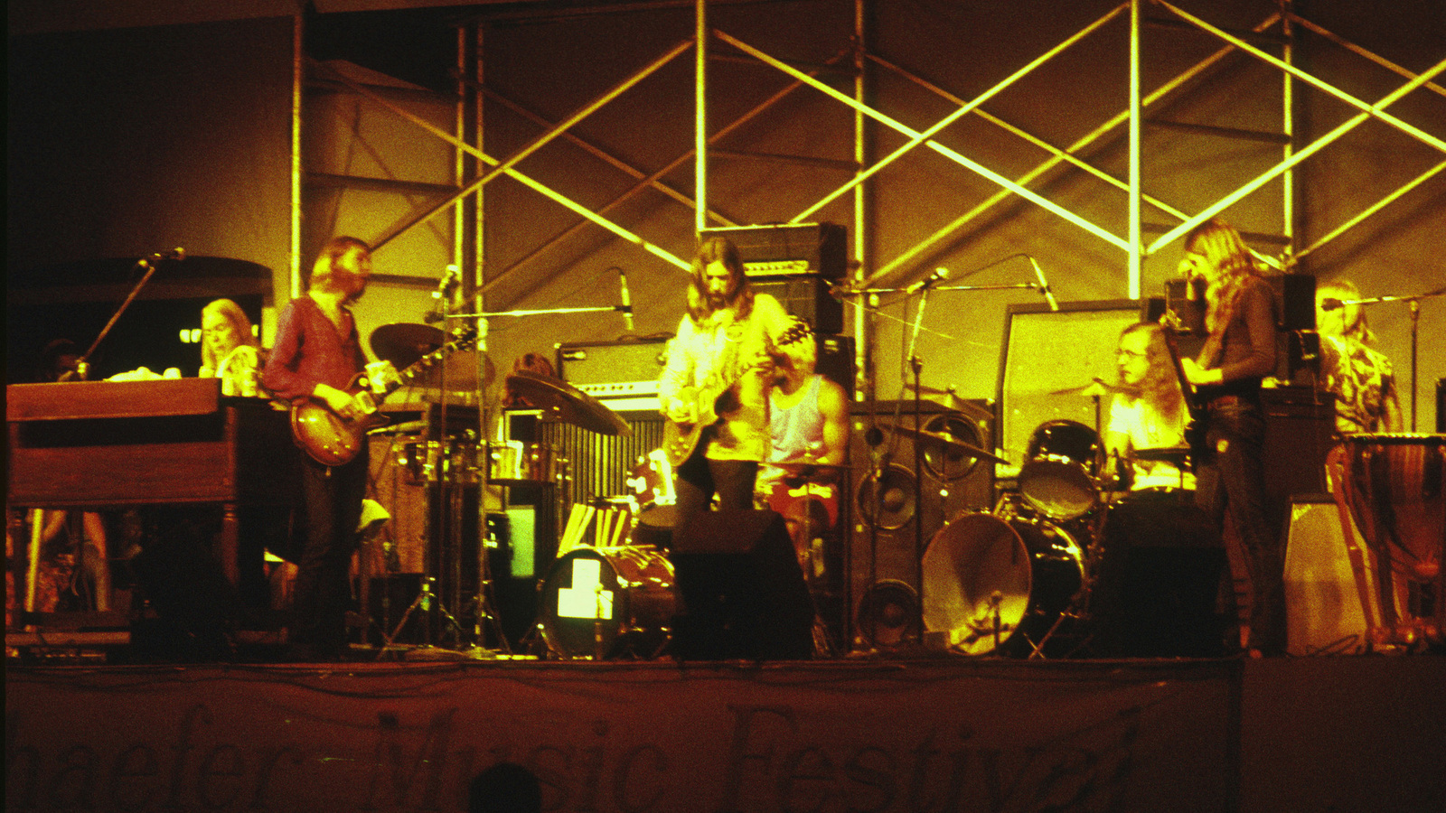 20 songs to create that perfect Southern rock playlist | Yardbarker