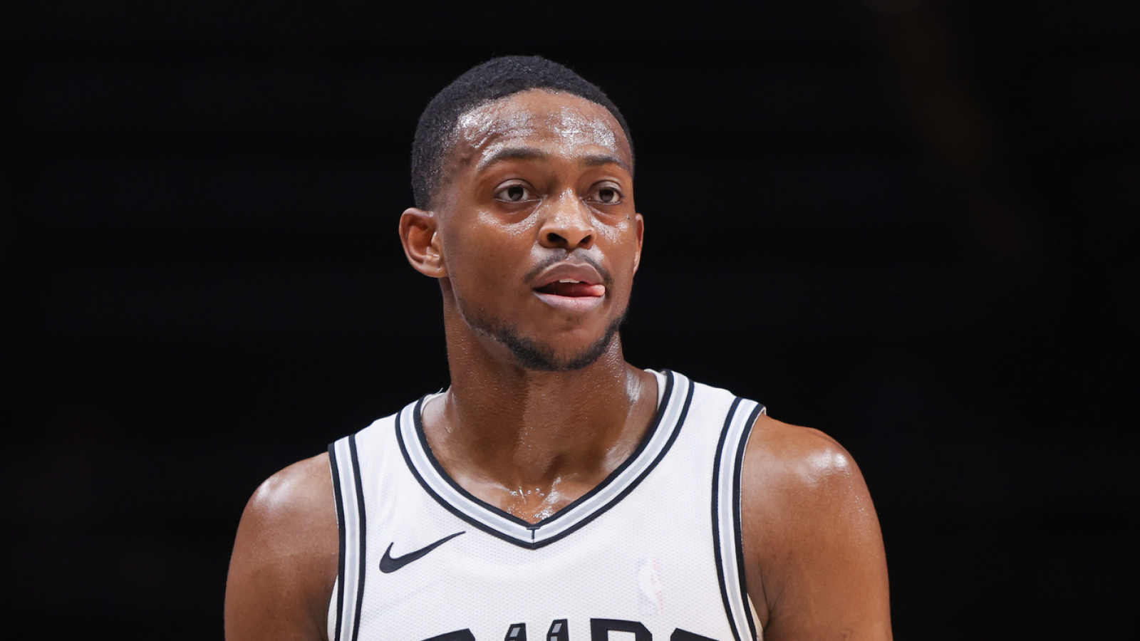 De'Aaron Fox makes franchise history in Spurs debut | Yardbarker