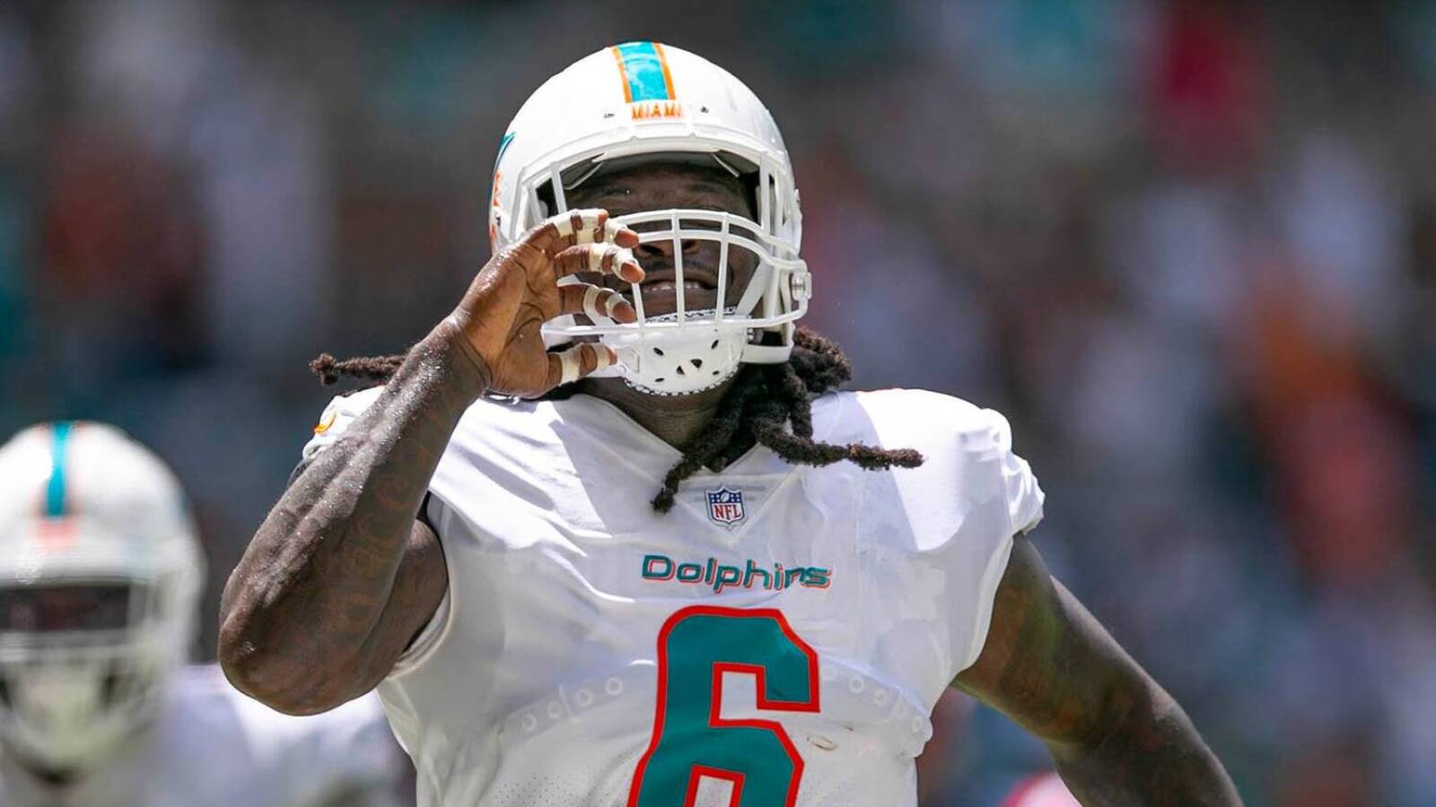 Dolphins reuniting with three-time Pro Bowl DE | Yardbarker Dolphins reuniting with three-time Pro Bowl DE | Yardbarker