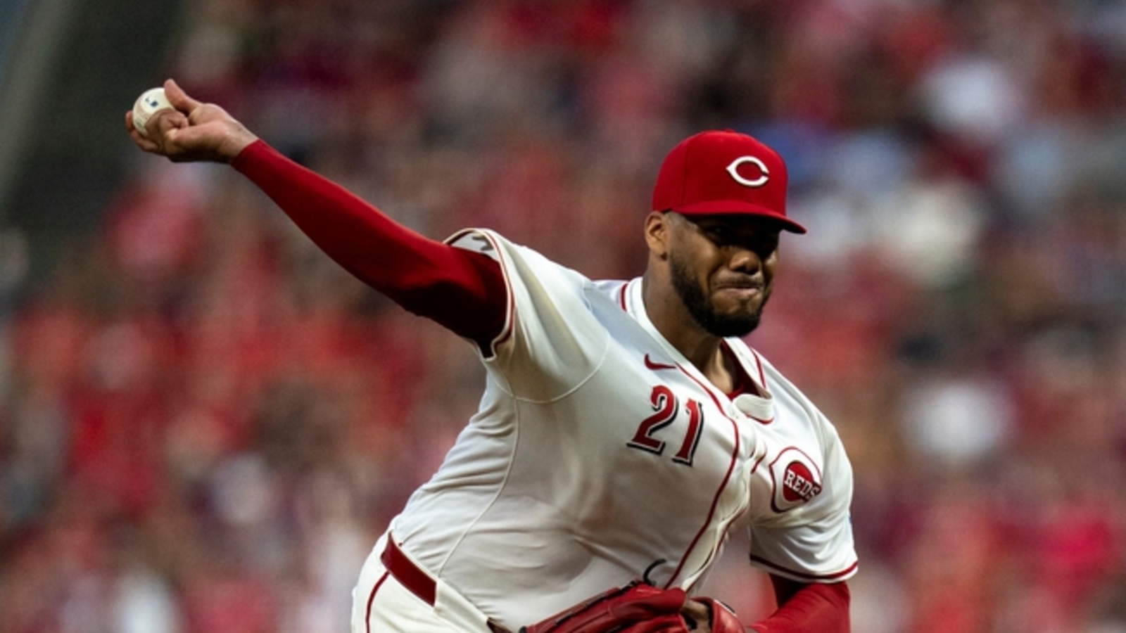 Hunter Greene, Reds shoot for series win over Marlins | Yardbarker