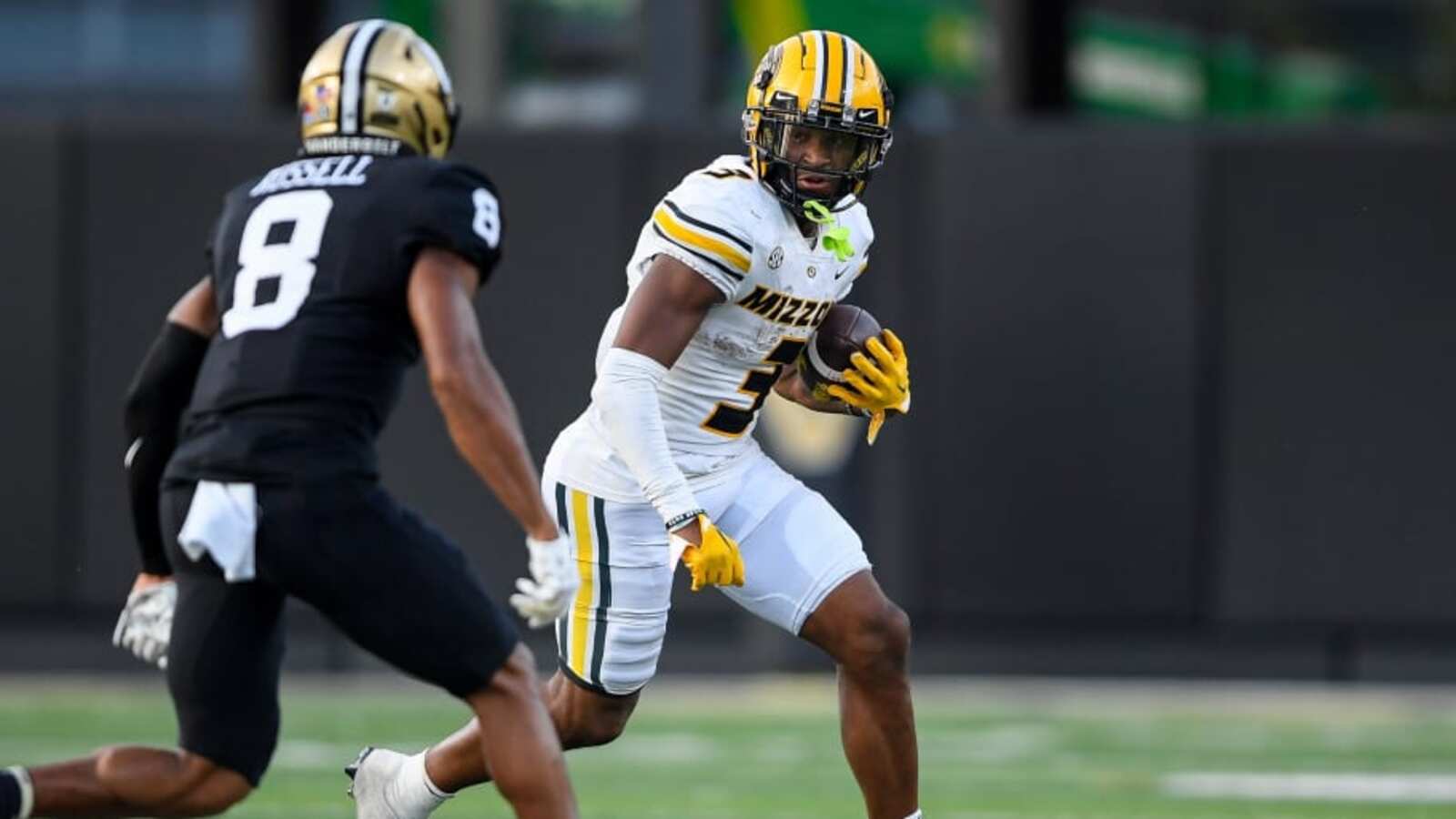 Missouri Football 2024 Awards Tracker: Biletnikoff Award Watch List ...