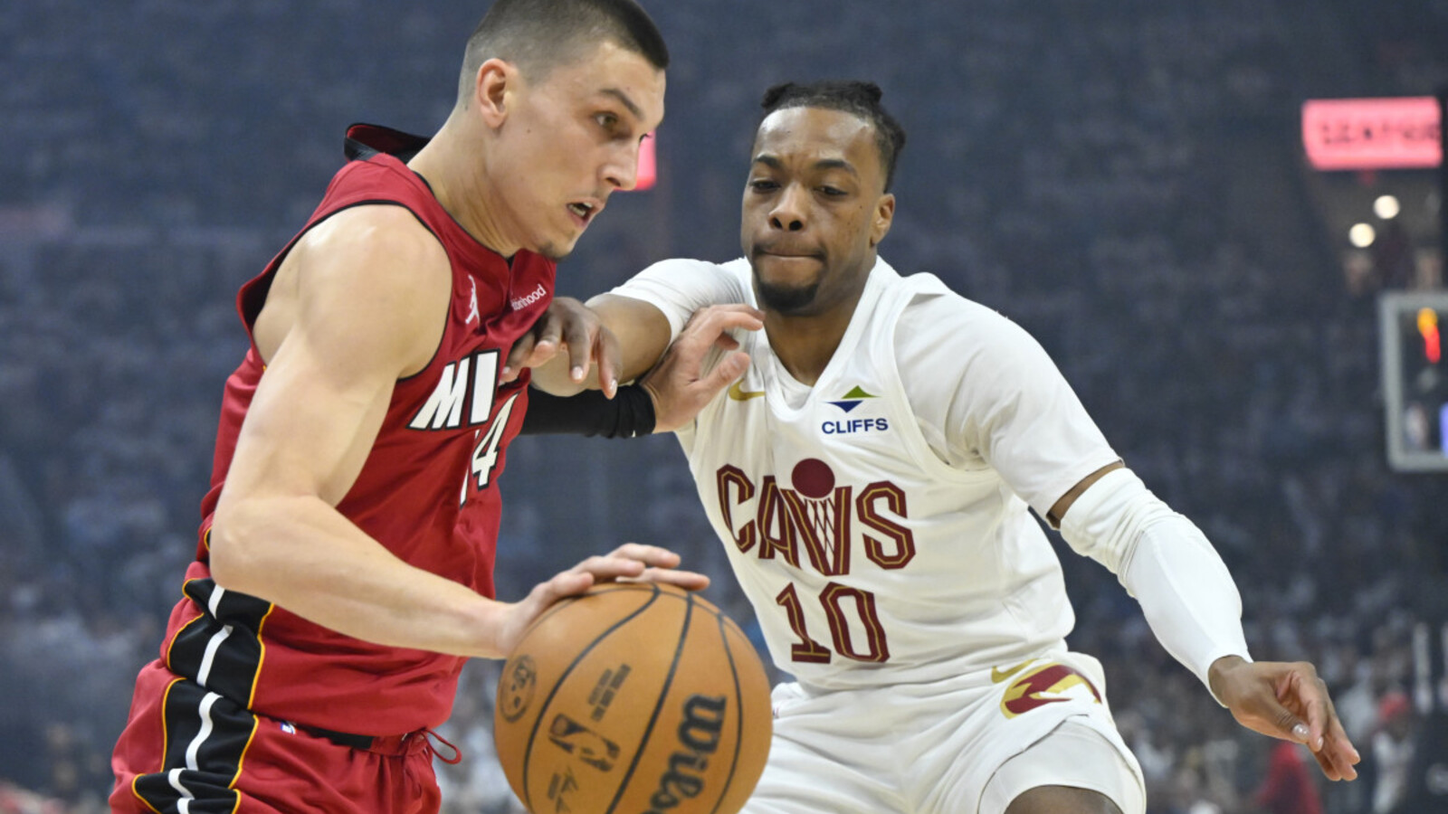 Tyler Herro Reacts to Darius Garland's Shot at Him | Yardbarker