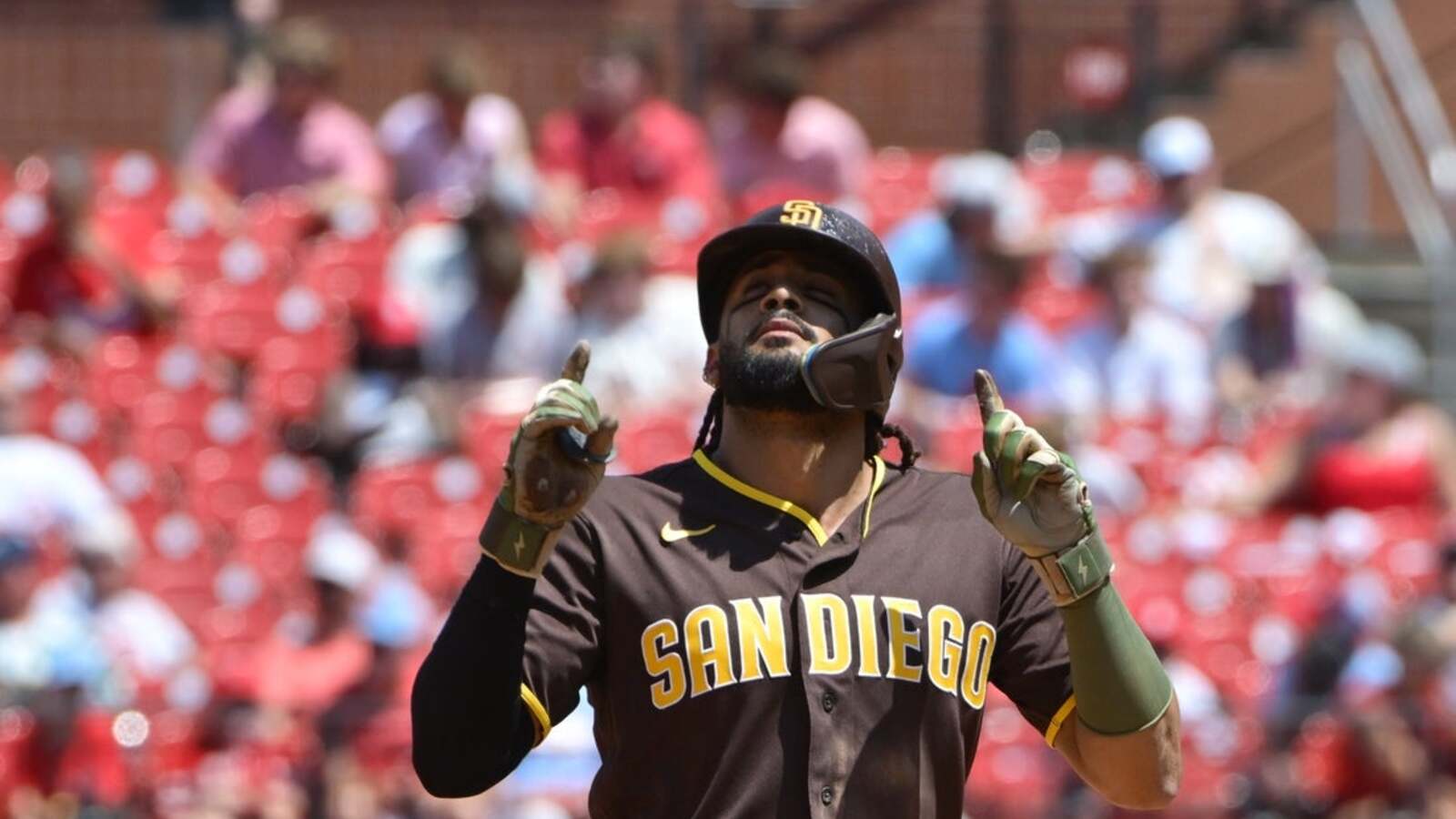 Padres find some offense, knock off Cardinals 6-2 | Yardbarker