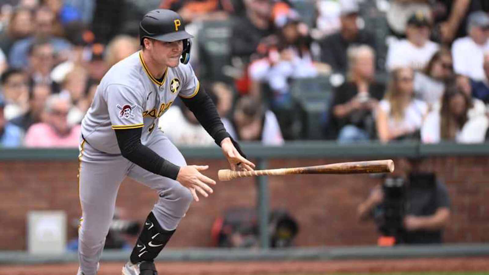 Pirates Outlast Giants in Extra Innings for Sweep | Yardbarker