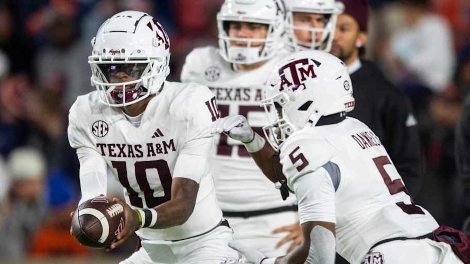 Texas A&M Aggies Reveal Uniform Combo vs. Texas Longhorns | Yardbarker
