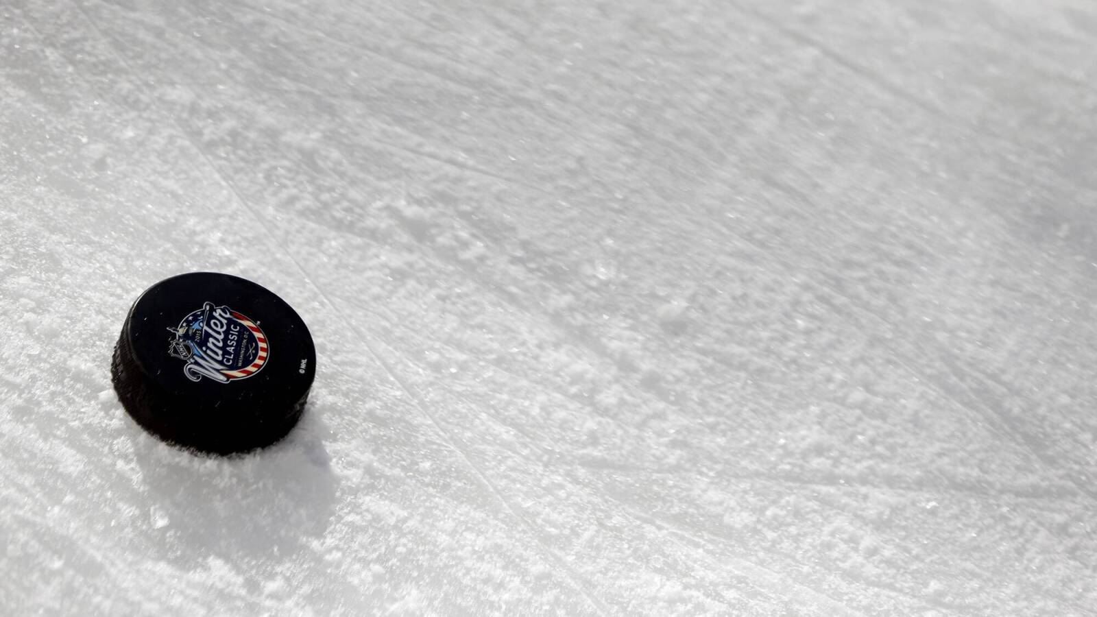 Former NHL forward Gene Carr dies at age 72 | Yardbarker