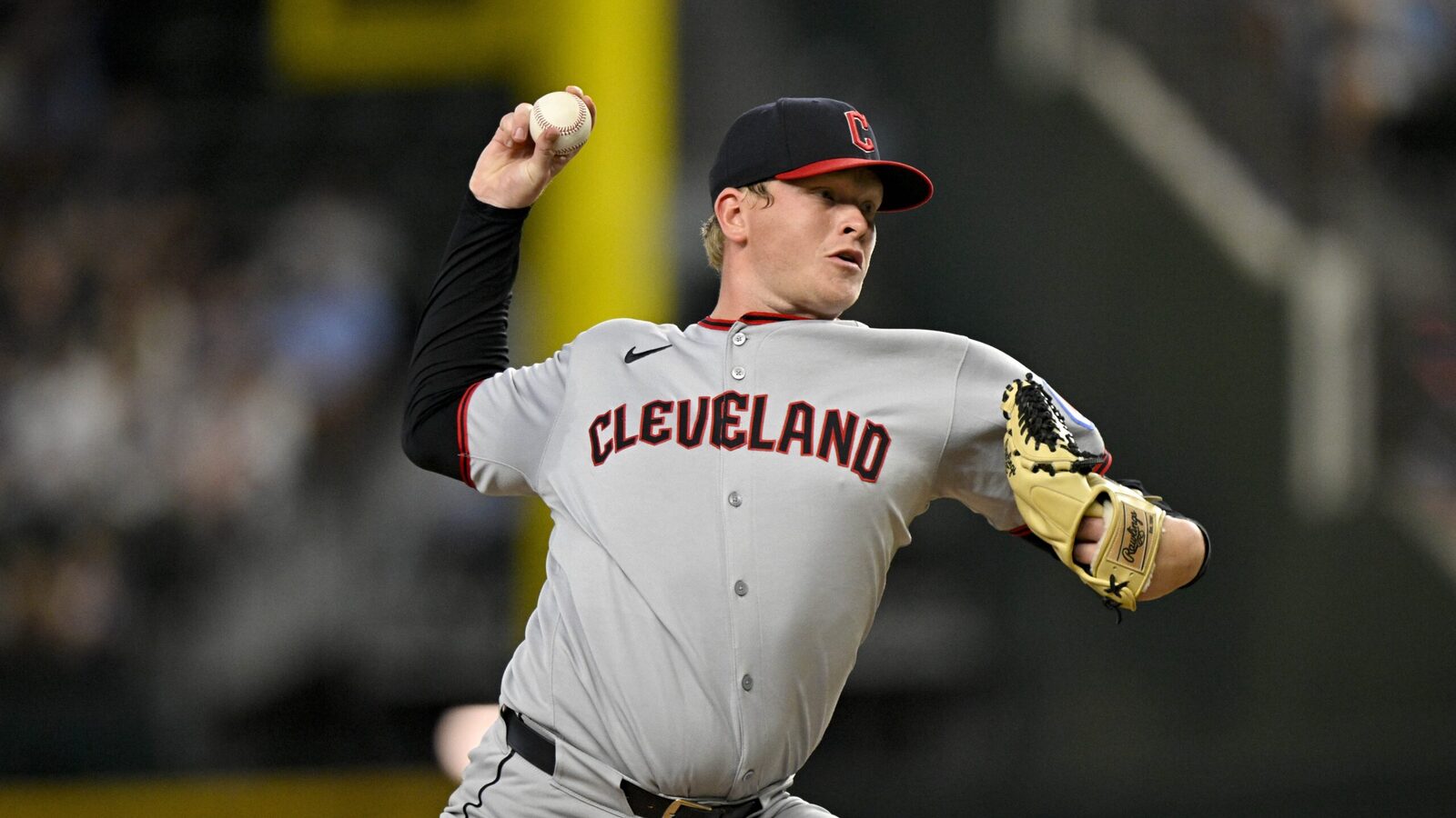 Report: Blue Jays sign reliever Nic Enright to a two-year minor league ...