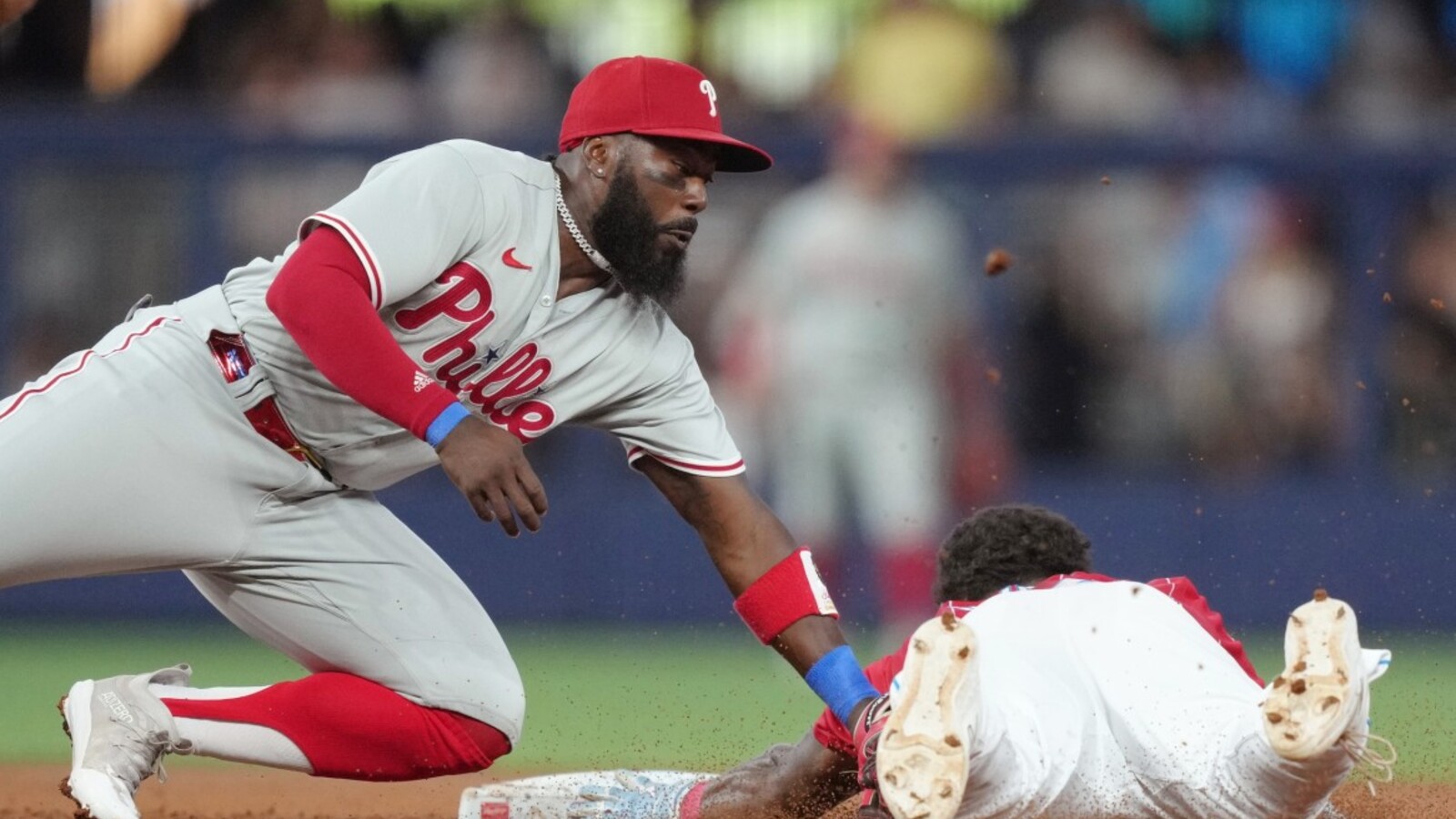 Reds Signing Cincinnati Native Ahead of Spring Training | Yardbarker