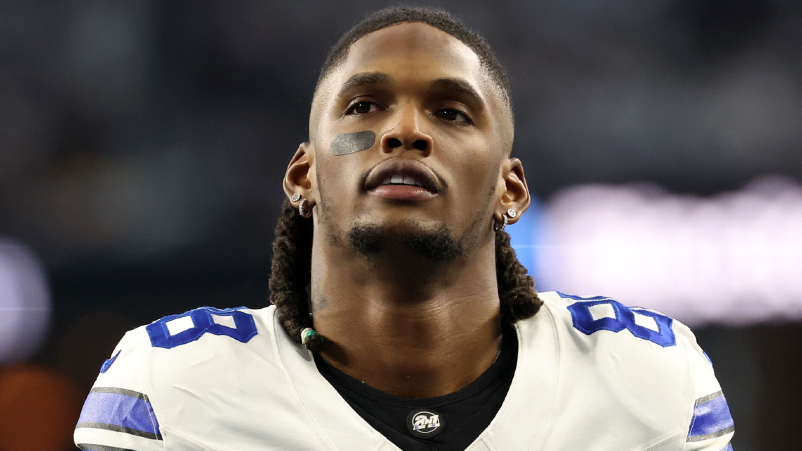 Pro Bowl WR could hold out of Cowboys training camp | Yardbarker