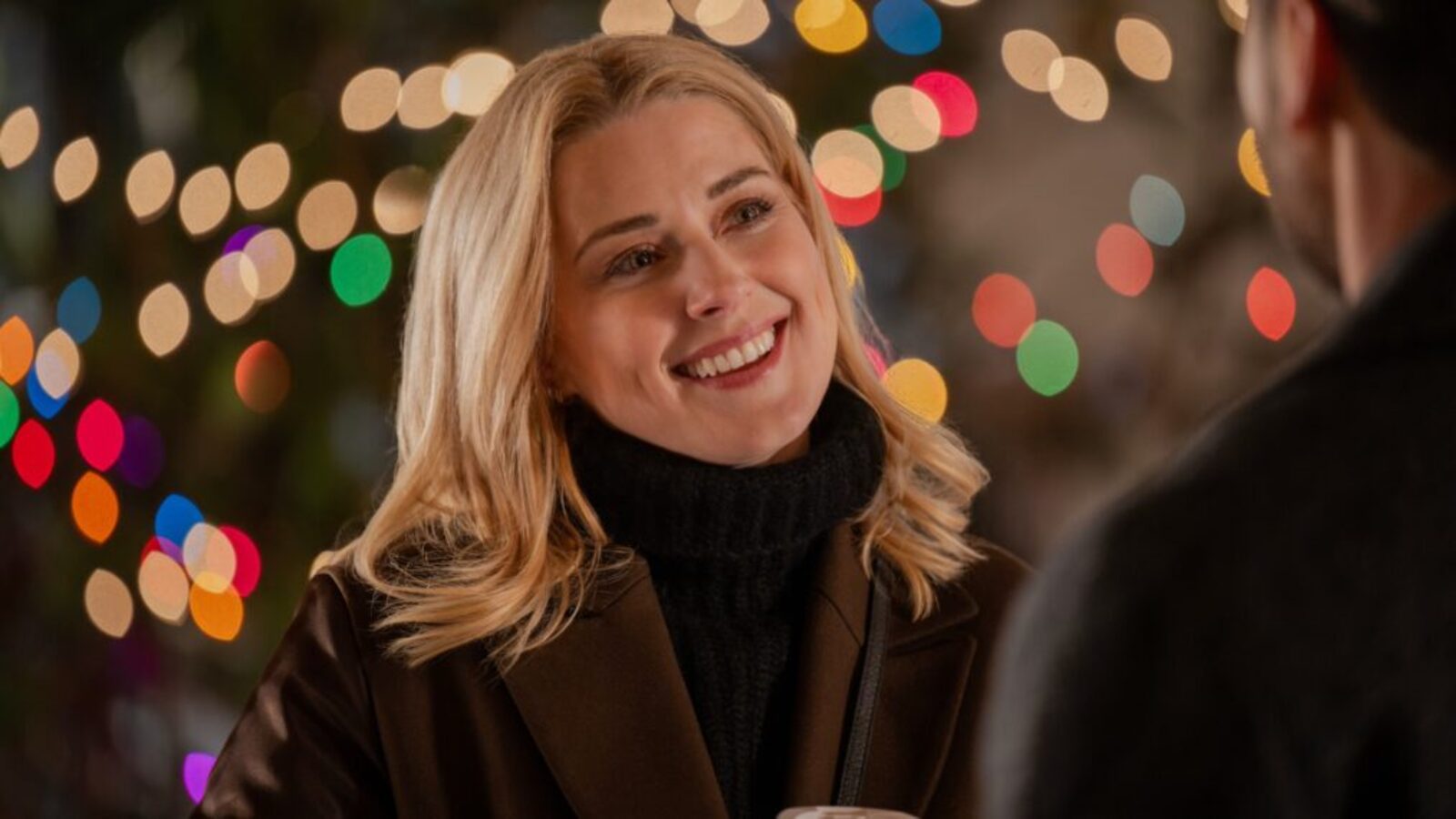 ‘My Secret Santa’: Did Alexandra Breckenridge Actually Sing in the ...