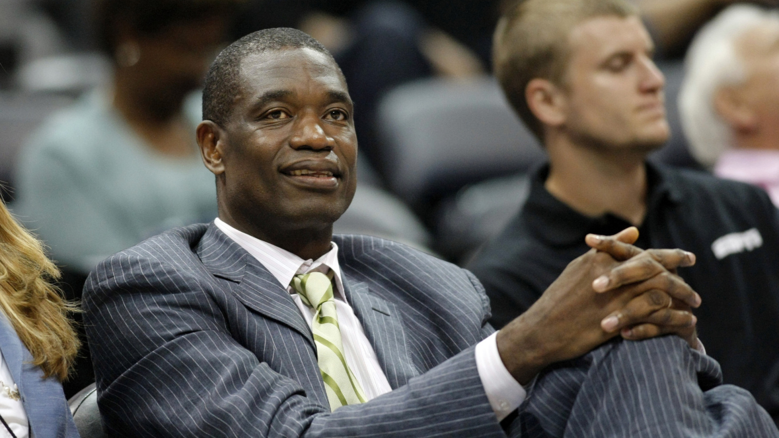 Basketball Hall of Famer Dikembe Mutombo dies at 58 | Yardbarker