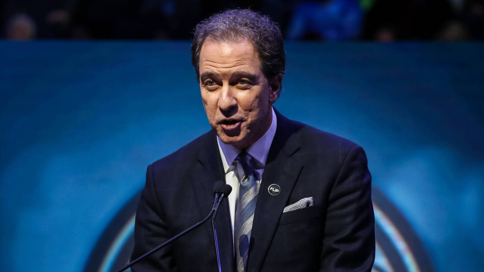 Kevin Harlan reveals when he may retire from broadcasting | Yardbarker