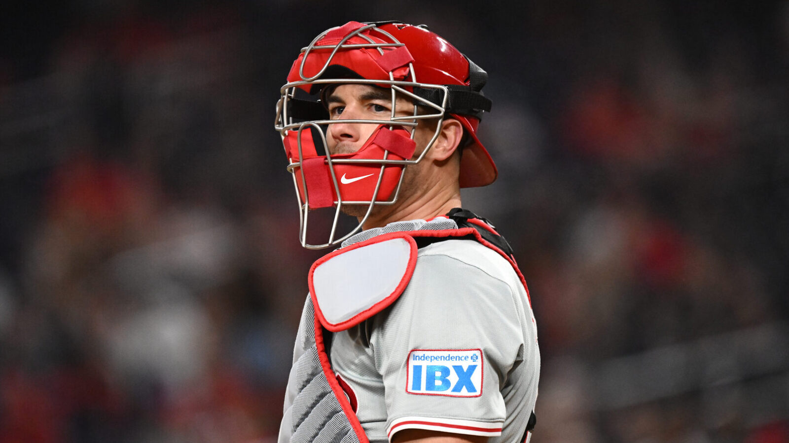 Best catcher in baseball addresses future with his club | Yardbarker