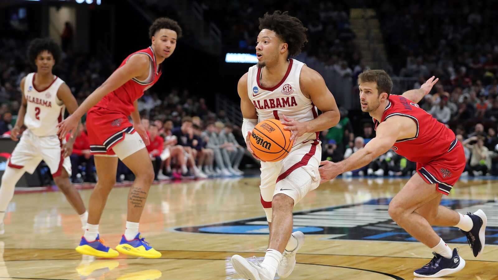 Alabama vs. BYU: Current line, win probability, final score prediction for NCAA Tournament Sweet ...