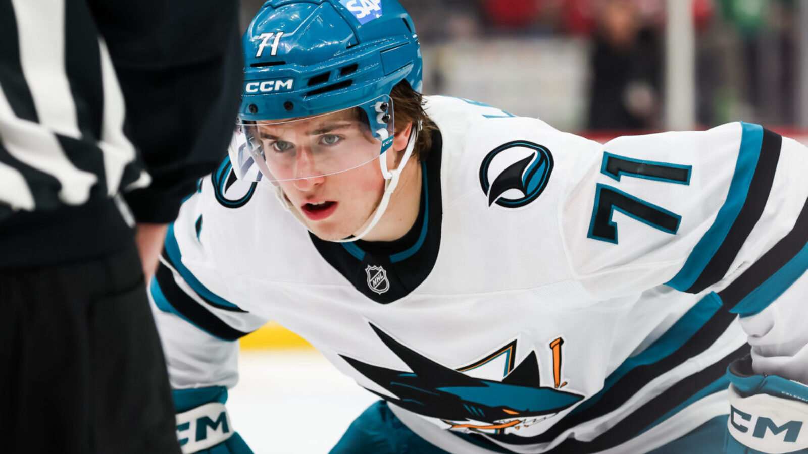 Sharks Can’t Be Too Aggressive at the Trade Deadline | Yardbarker