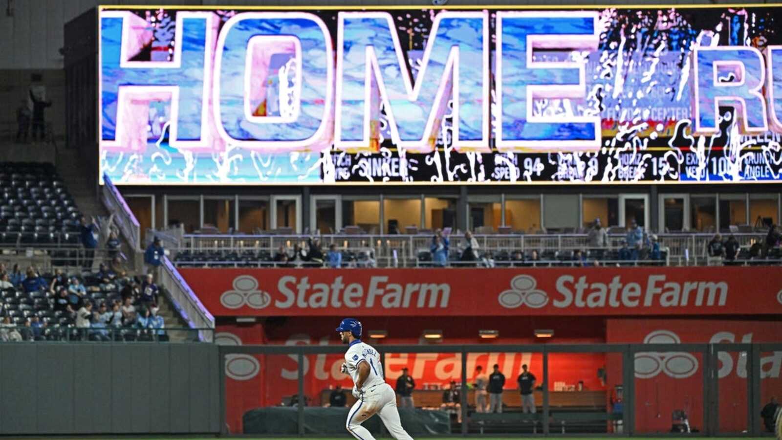 Royals score 8 in 7th inning to crush White Sox | Yardbarker
