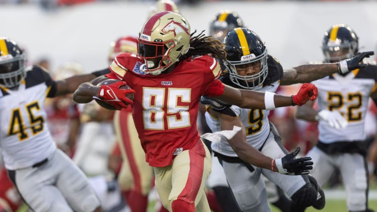 Bills add former USFL Championship MVP as part of three depth signings ...
