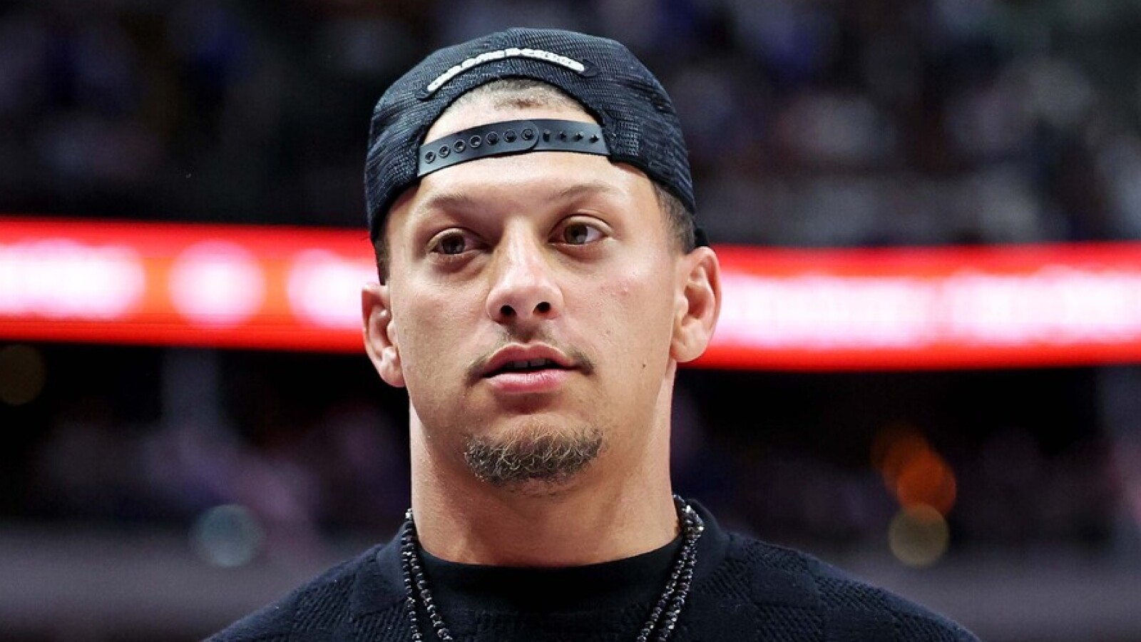 NFL WR compares playing with Patrick Mahomes to Aaron Rodgers | Yardbarker