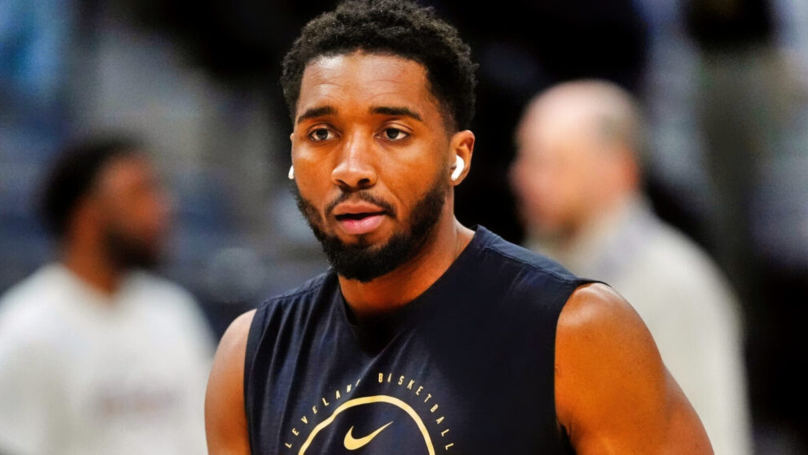 Why Did Donovan Mitchell Steal a $10,000 Tree Costume from the Super ...