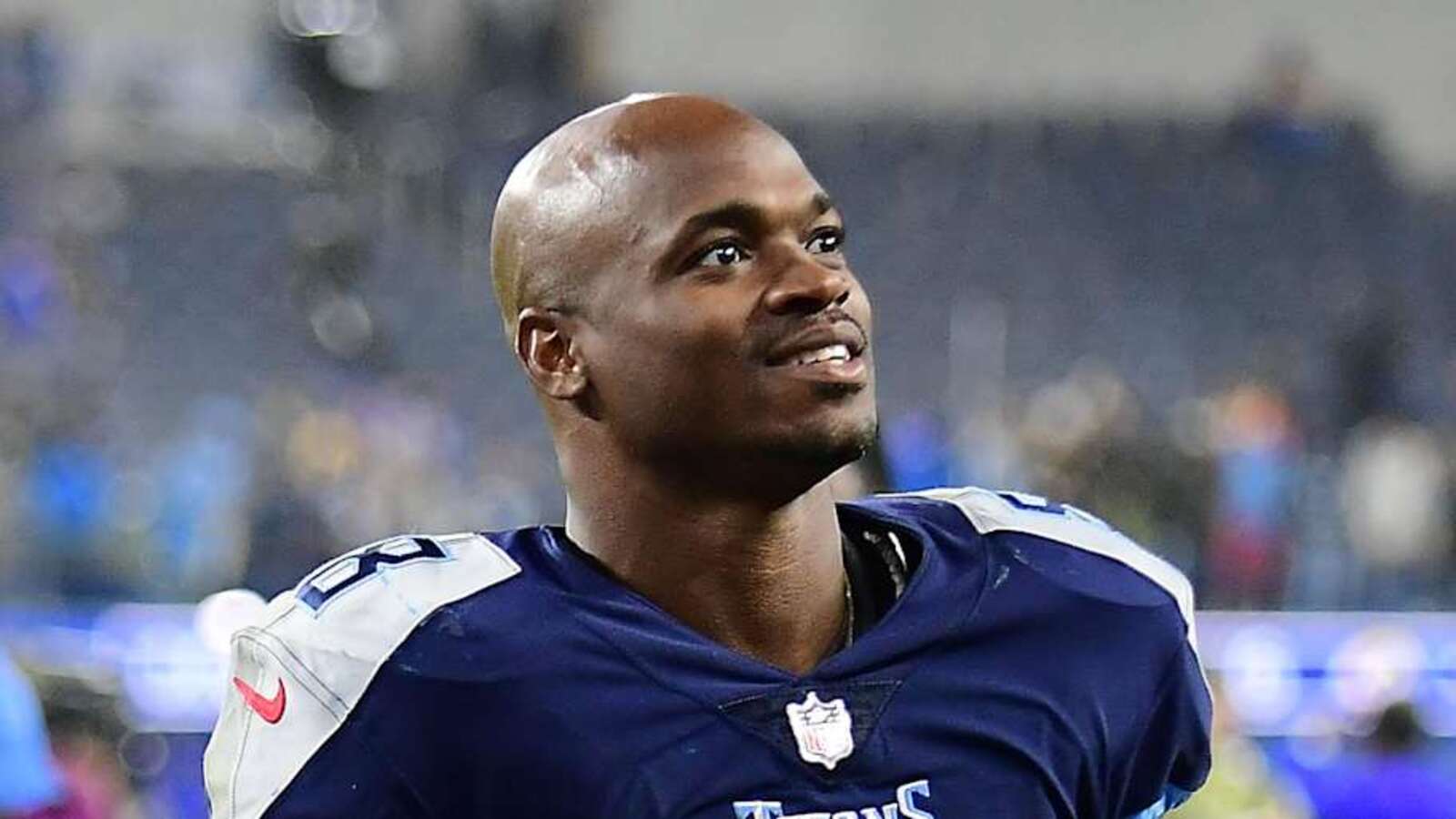 Adrian Peterson Foe Signs Celebrity Boxing Contract Following Viral ...
