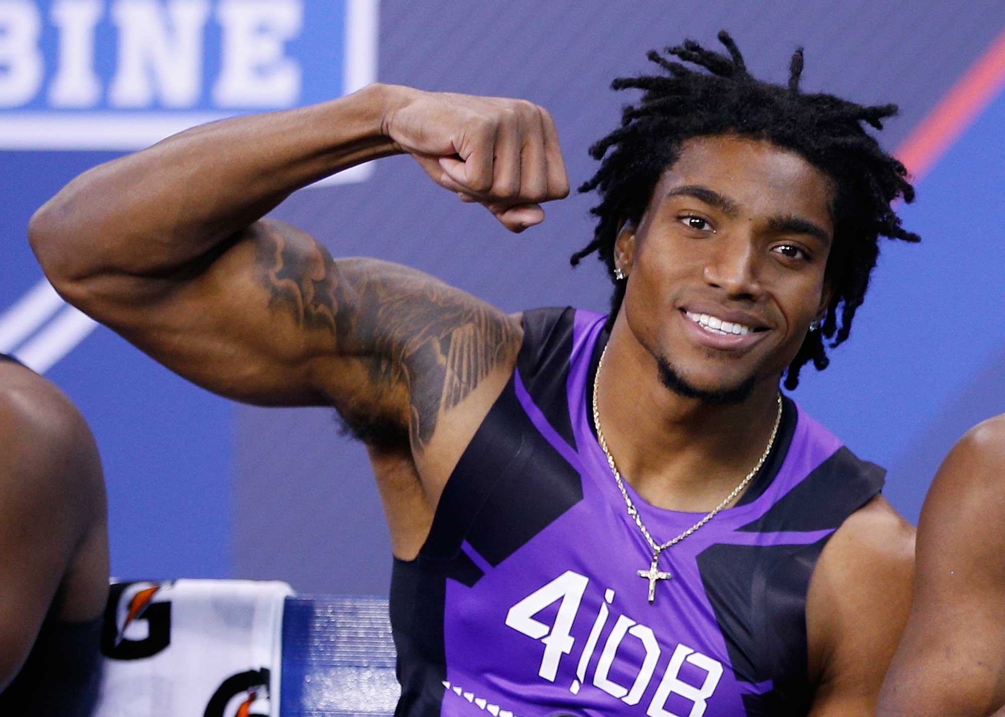 What's going on with Alex Carter? : r/detroitlions