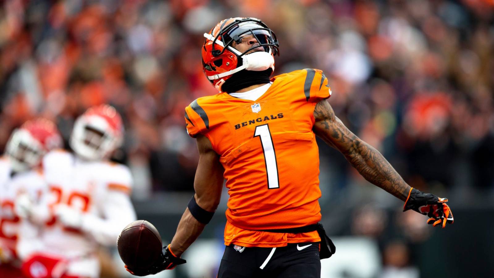 Cut to the Chase: Bengals win AFC North behind Ja'Marr's career day ...