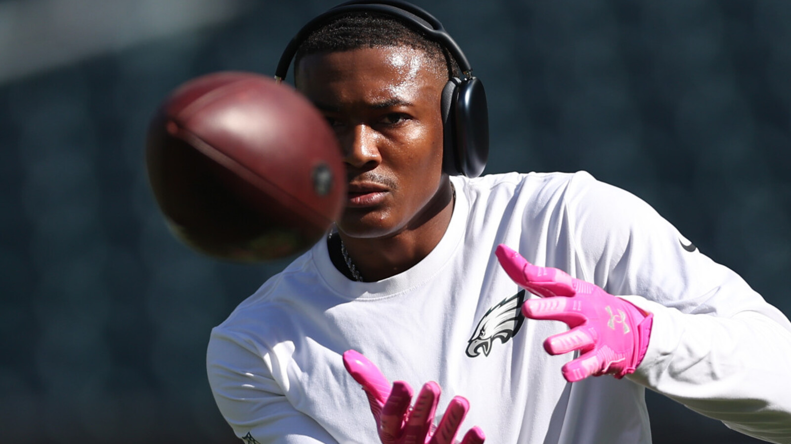 Why Are Eagles Players Wearing Pink Cleats Against Broncos? | Yardbarker