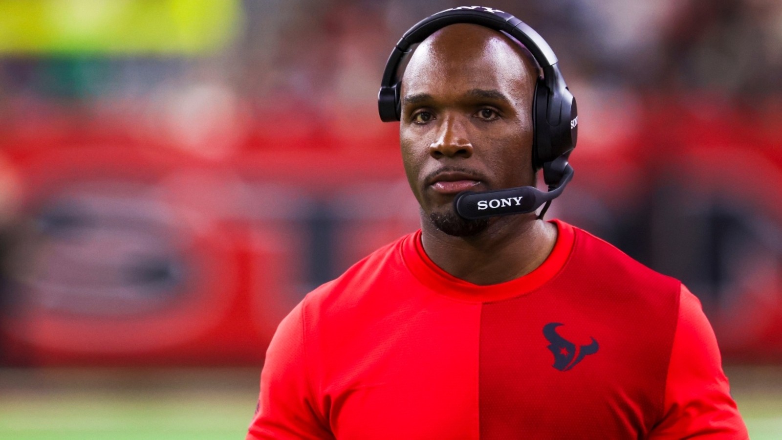Texans HC DeMeco Ryans reacts to threat DK Metcalf poses in Wild Card ...