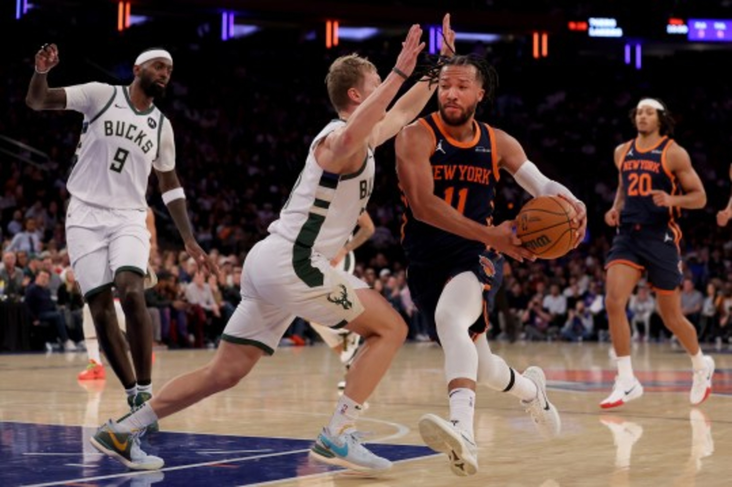 Studs and Duds from Knicks’ blowout 116–94 win over the Bucks | Yardbarker