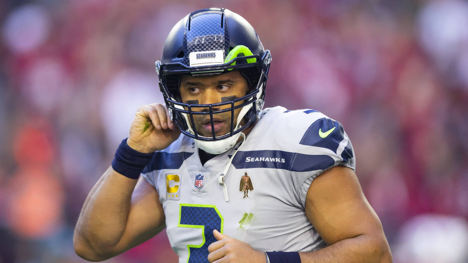 Report: Commanders made 'strong offer' for Russell Wilson | Yardbarker