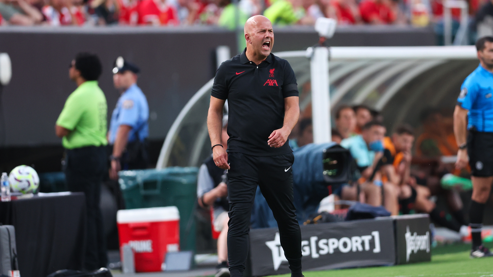 Liverpool submit offer to win race for Man City target with world-class ...