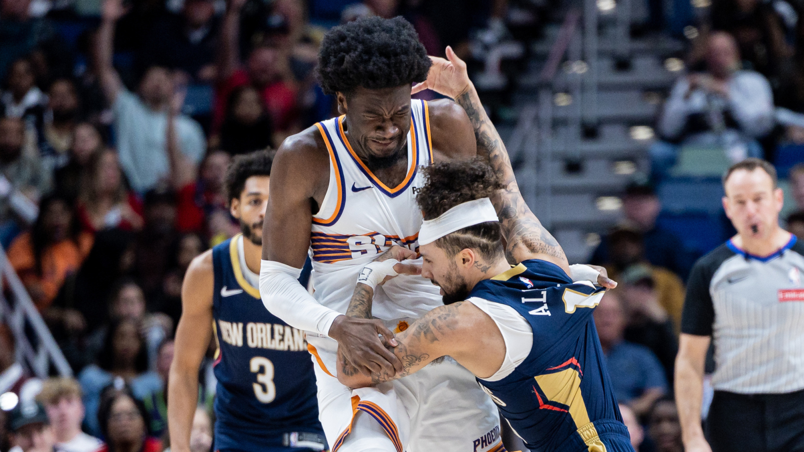 Watch: Jose Alvarado, Mark Williams ejected after throwing punches ...