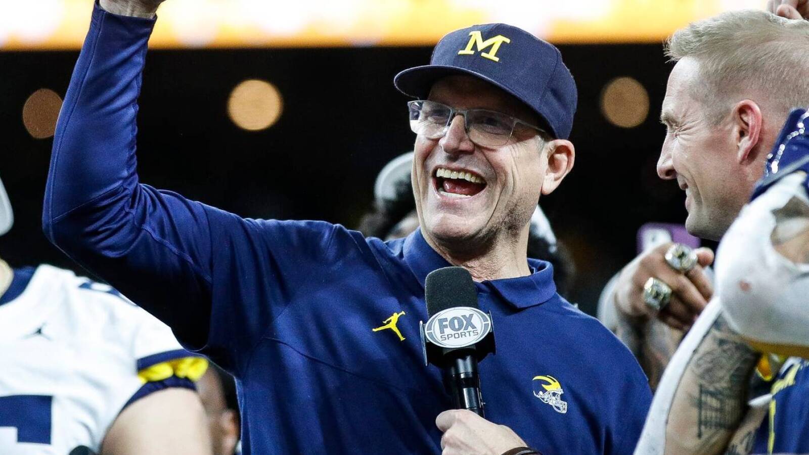 Jim Harbaugh, Nick Saban took a picture with Mickey Mouse | Yardbarker