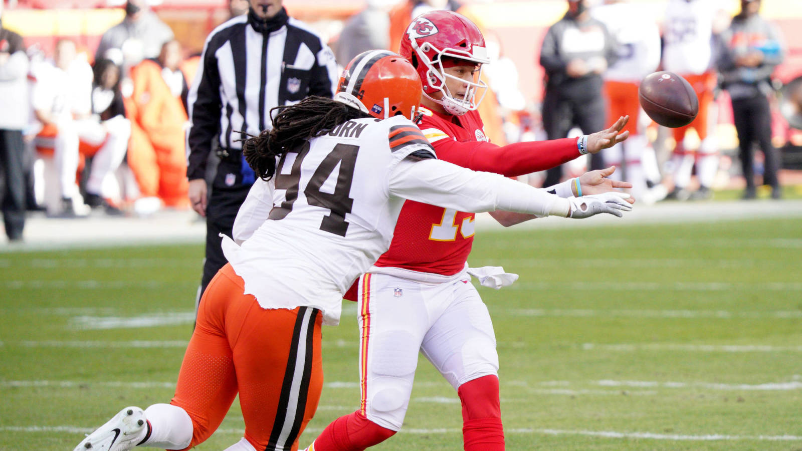 Browns release veteran DE Adrian Clayborn | Yardbarker