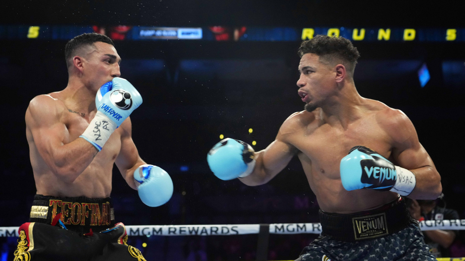 Jaron Ennis vs Teofimo Lopez: Tim Bradley Warns Eddie Hearn to ‘Stay Away’ | Yardbarker