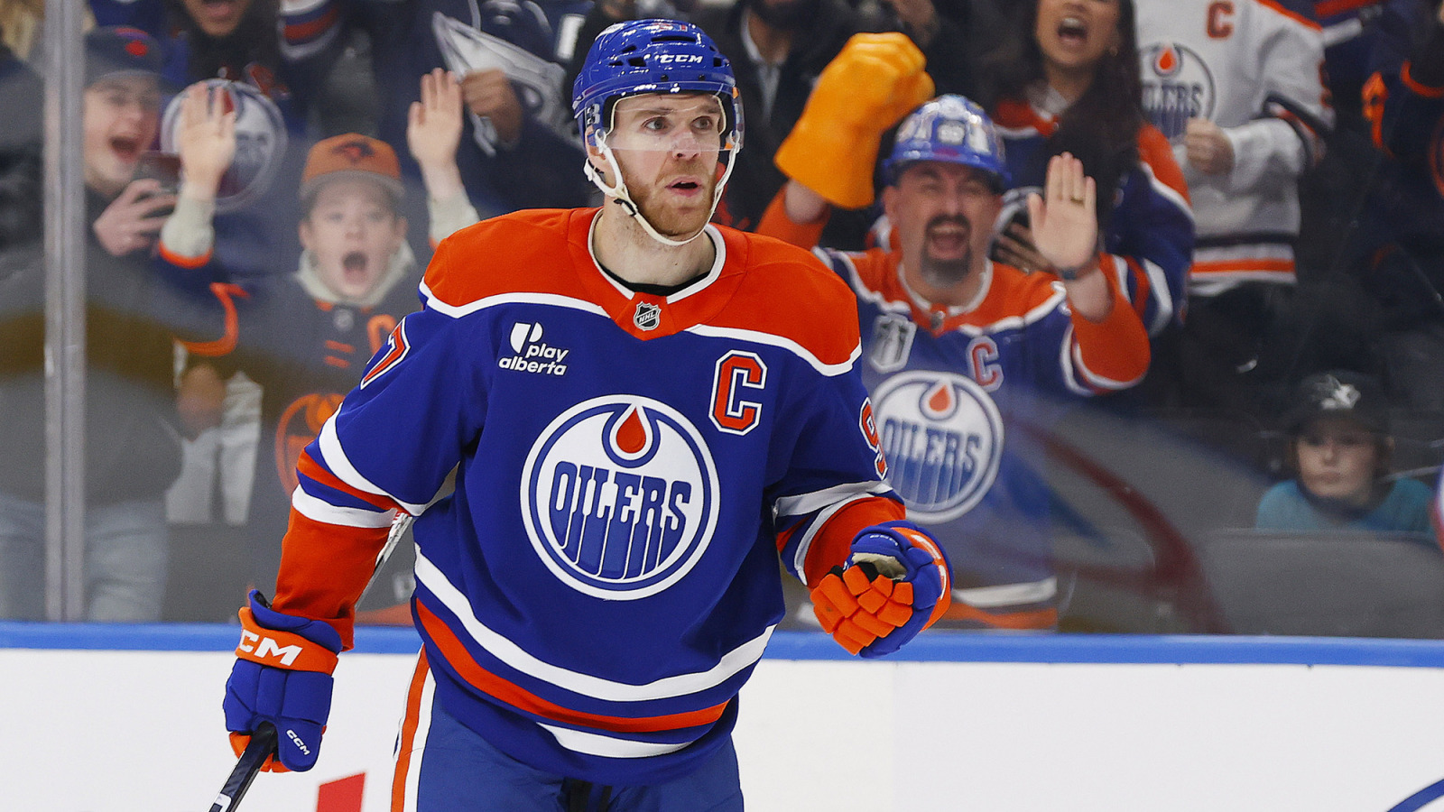 Tonight’s Showdown: McDavid vs. Matthews Could Be Pure Fire | Yardbarker