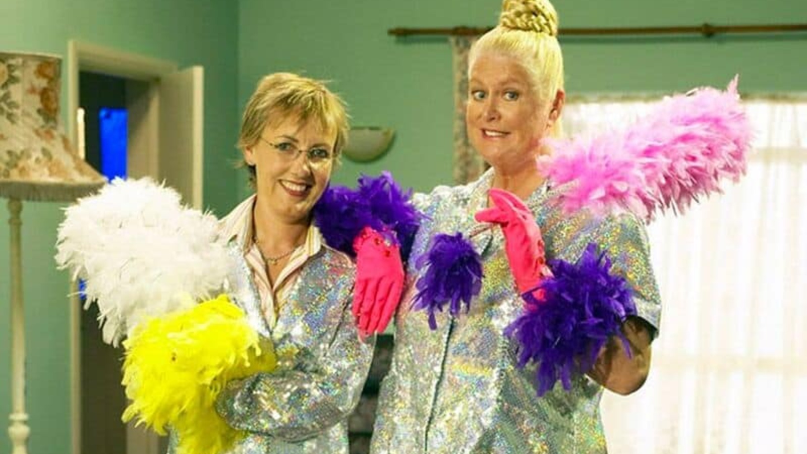 Kim Woodburn, TV’s Unapologetic 'Queen of Clean,' Dies at 83 | Yardbarker