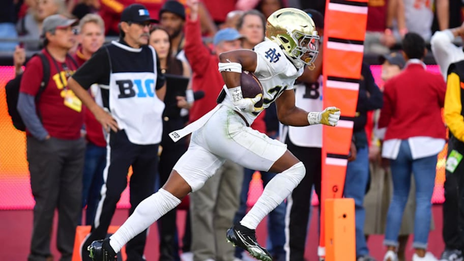 Potential College Football Playoff Showdown? Notre Dame vs. SMU ...
