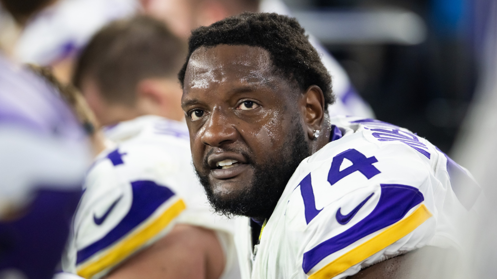 Texans to sign veteran LT to replace Laremy Tunsil | Yardbarker